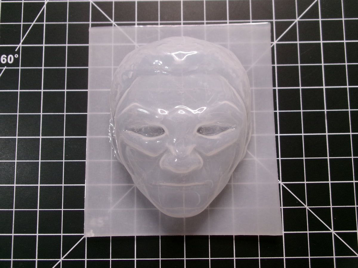 Superhero Robin Mold – Wylde Thyme Studio